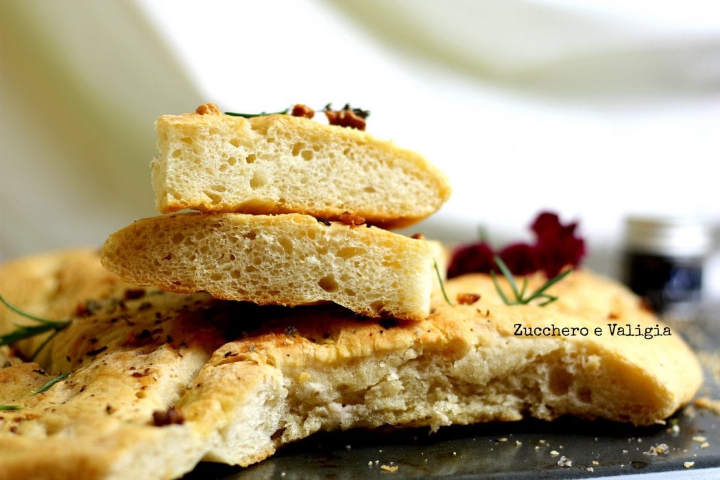 La fougasse provenzale focaccia tipica buonissima
